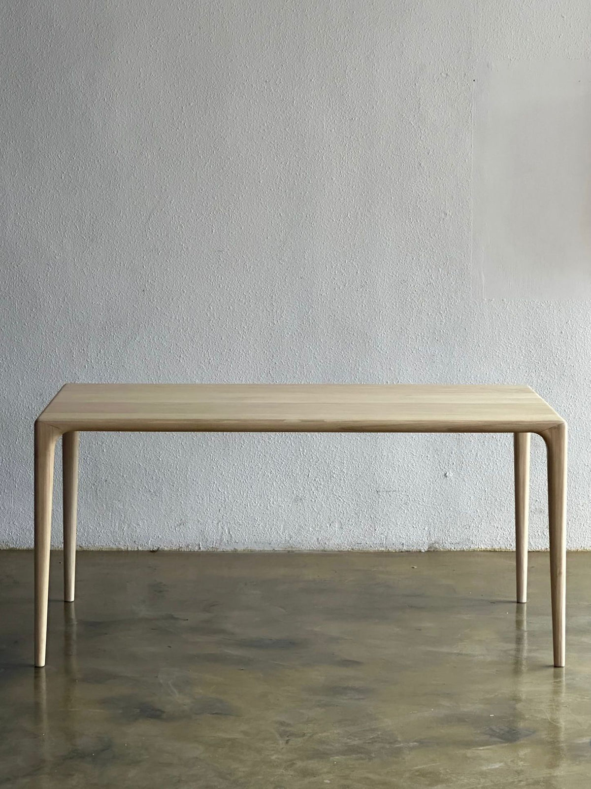 Dining Tables – Gamar Furniture