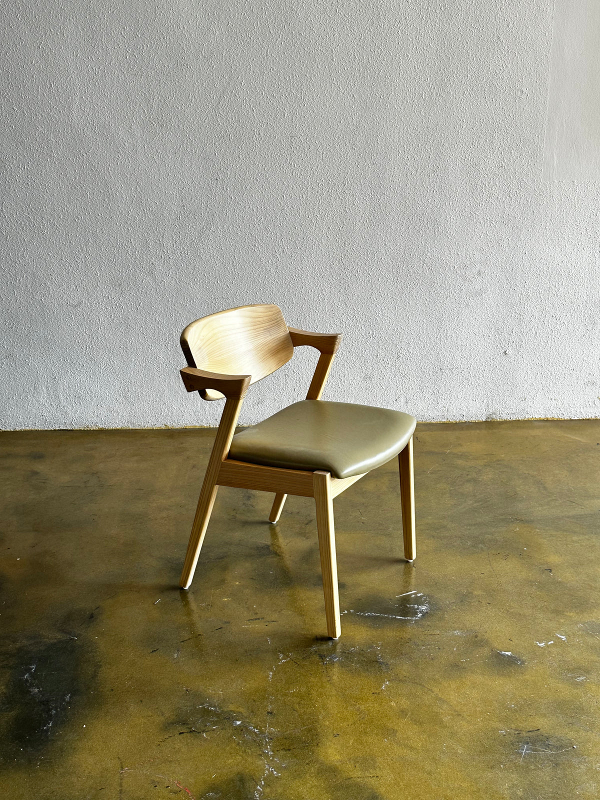 Ayu Chair – Gamar Furniture
