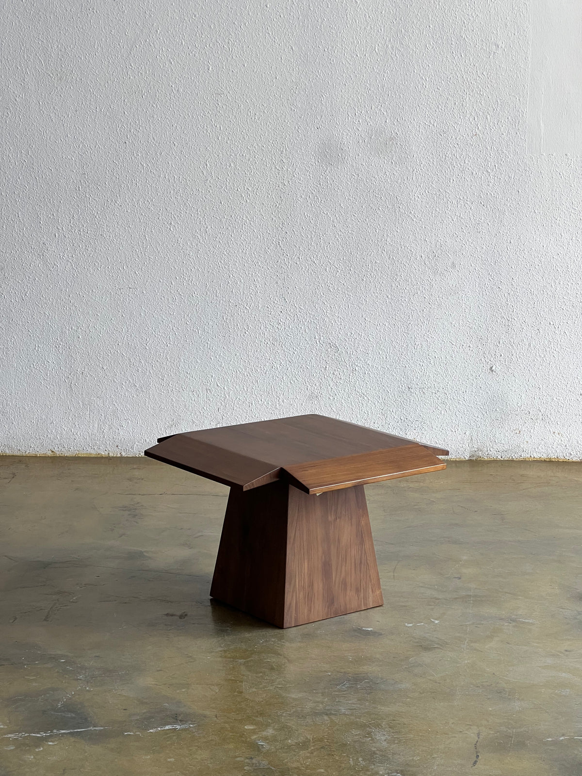 Tara Coffee Table – Gamar Furniture