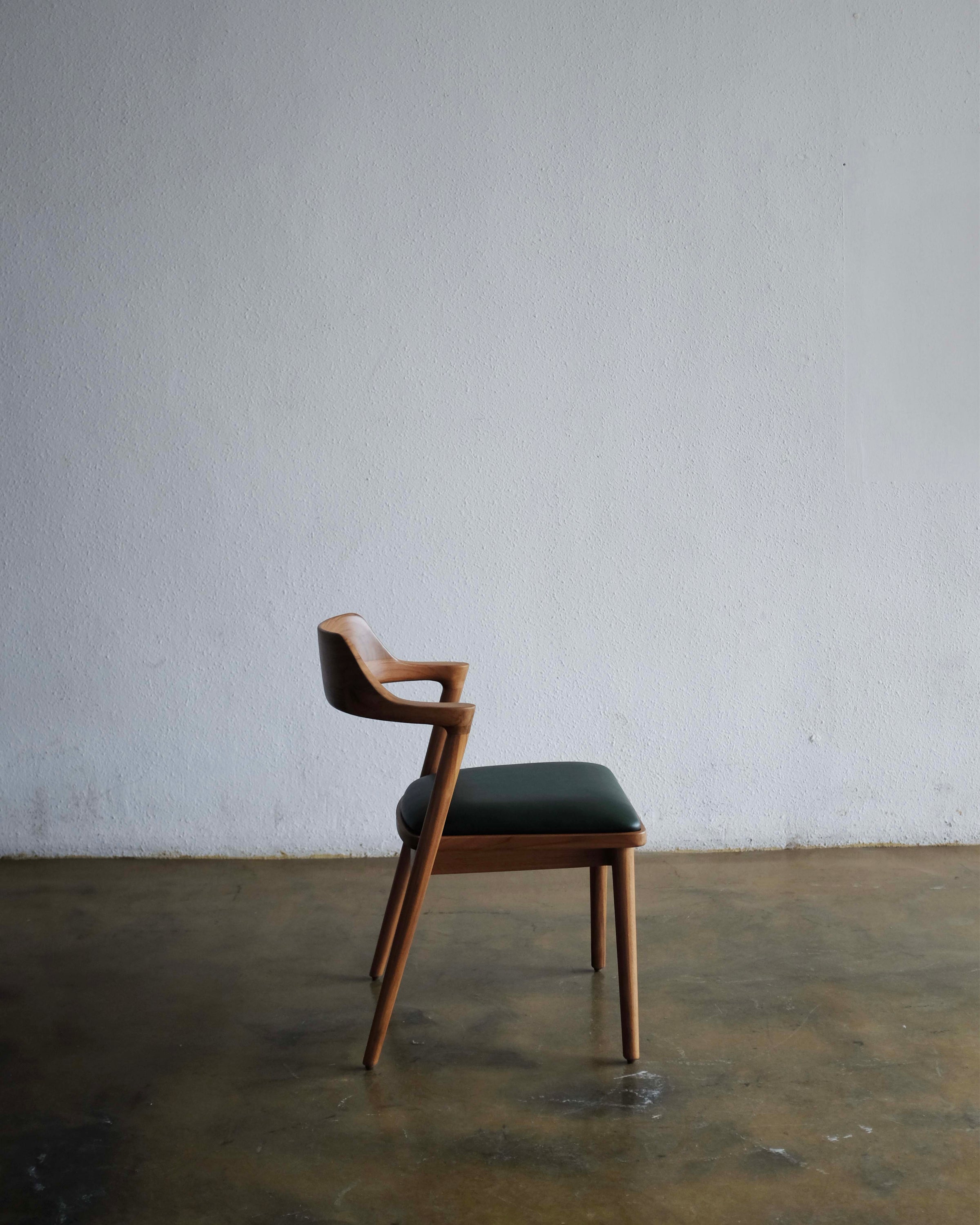 All Chairs – Gamar Furniture