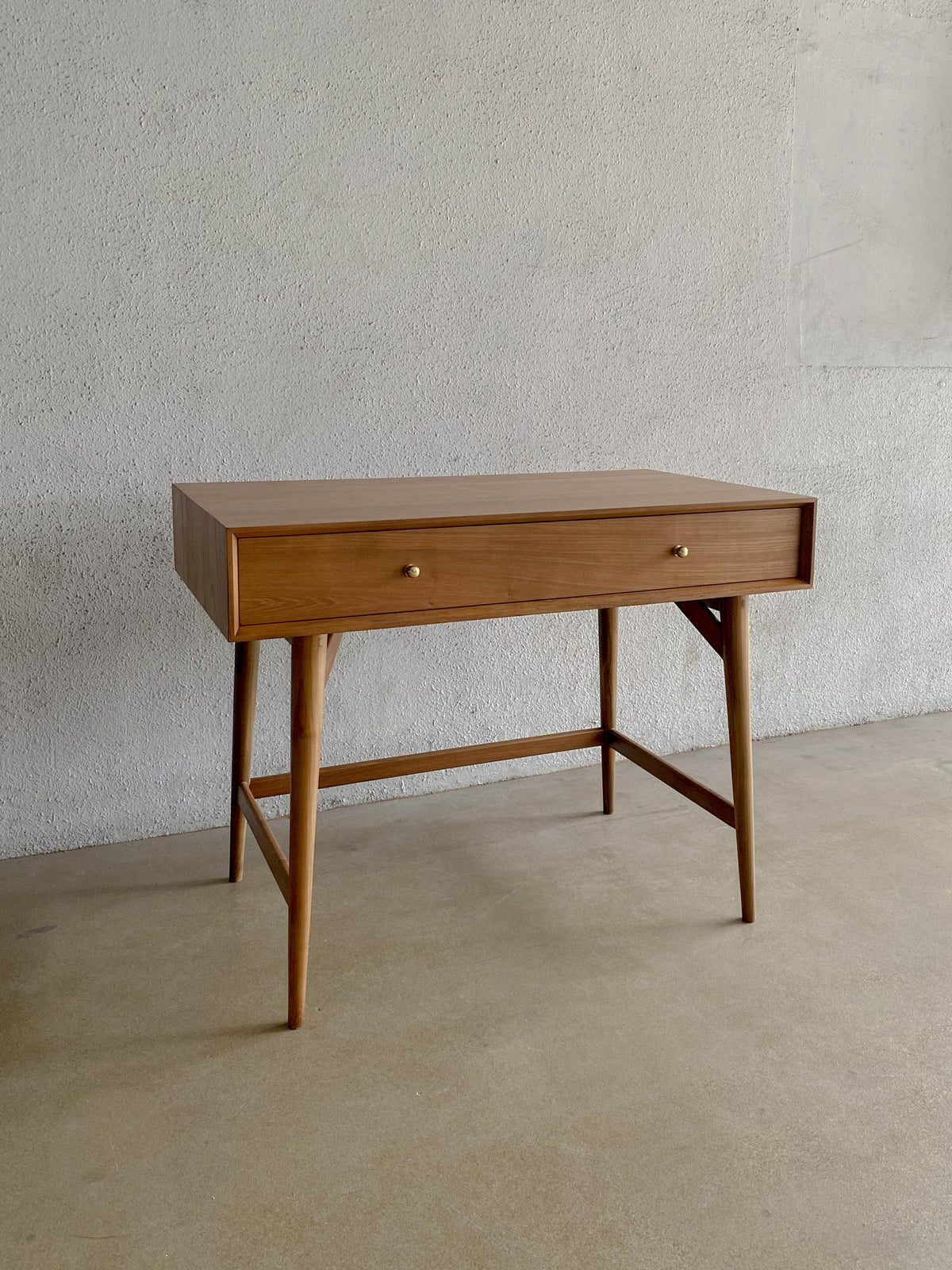 Clyde Desk – Gamar Furniture