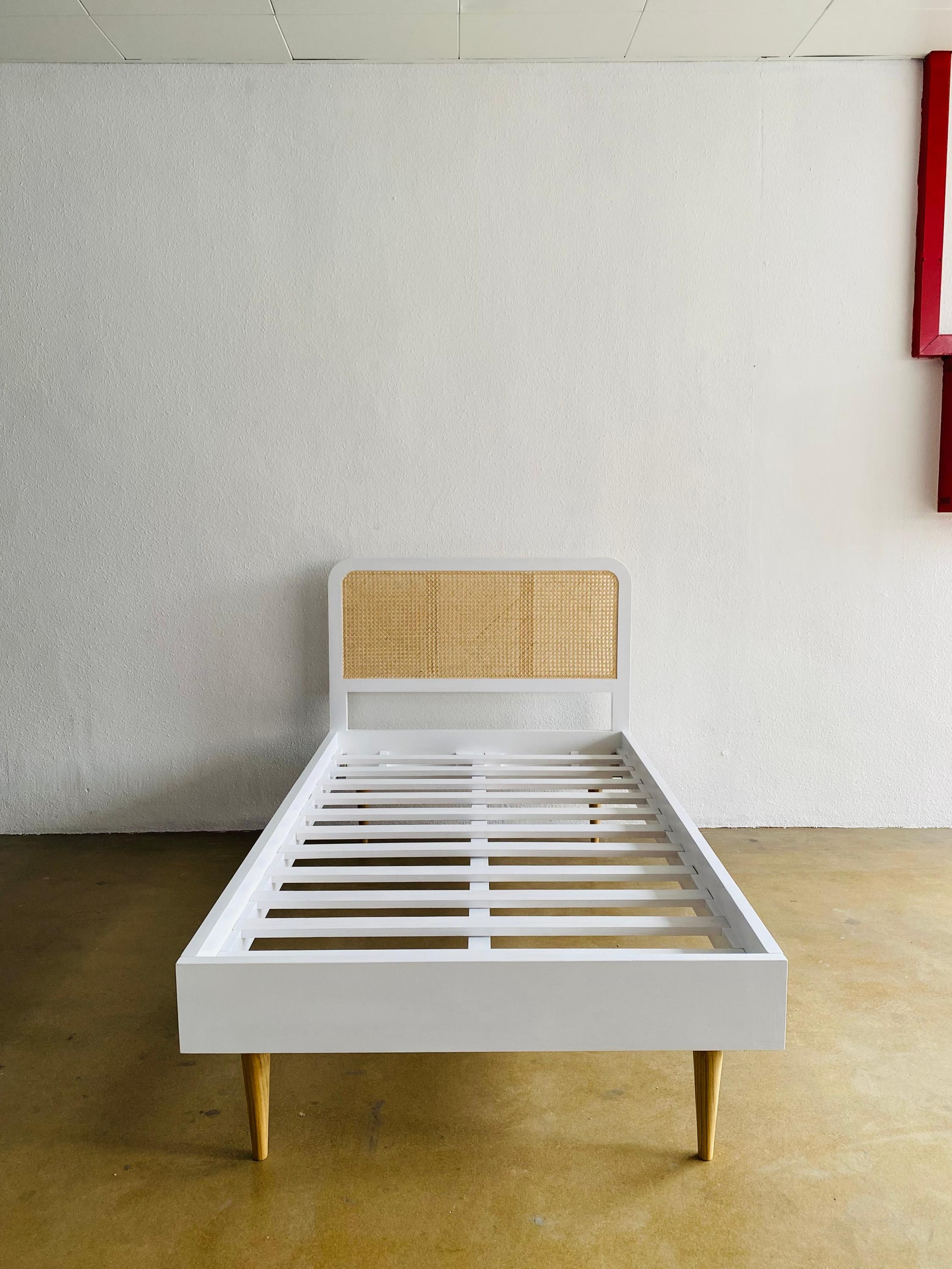 Beds – Gamar Furniture