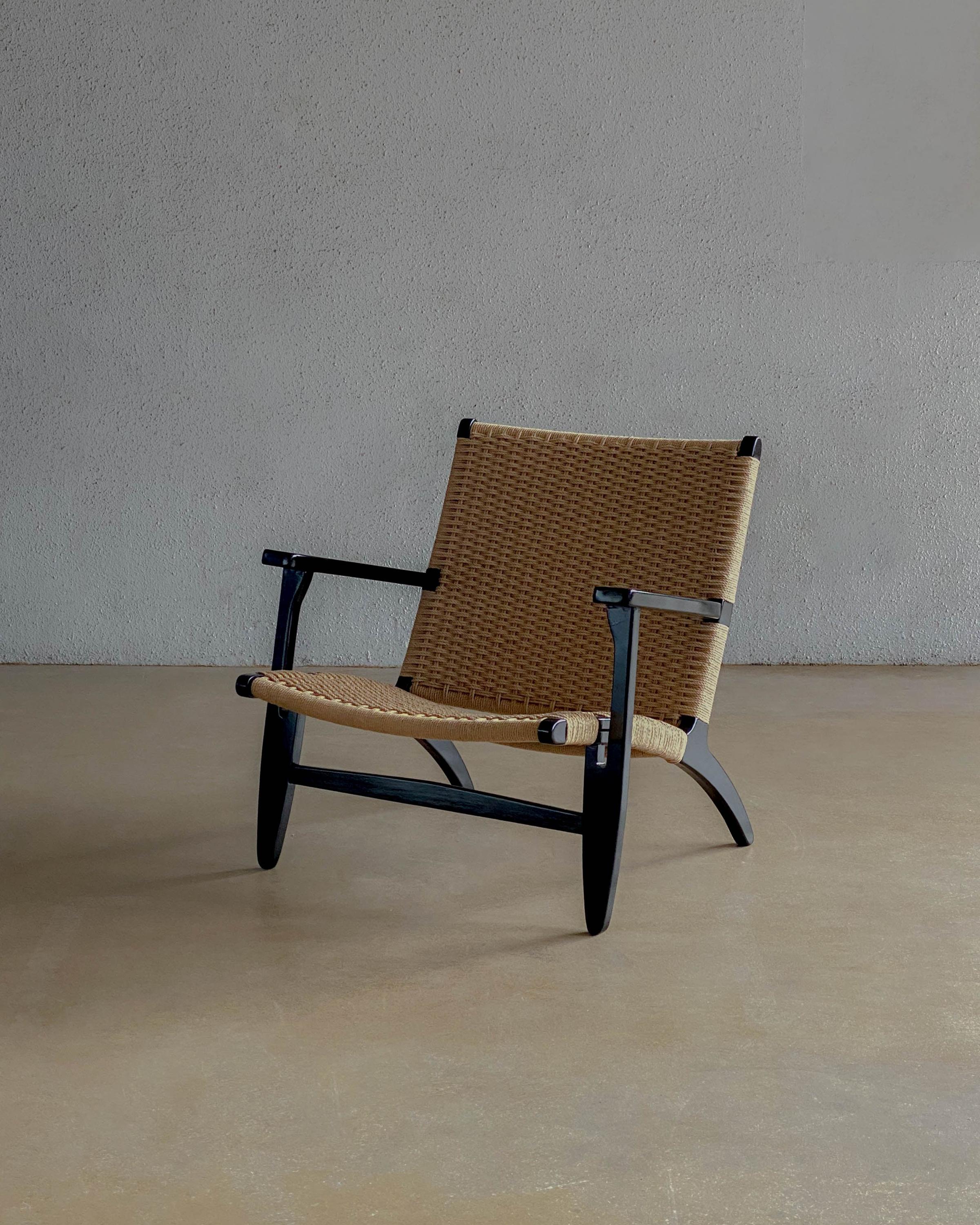 Lounge Chairs – Gamar Furniture